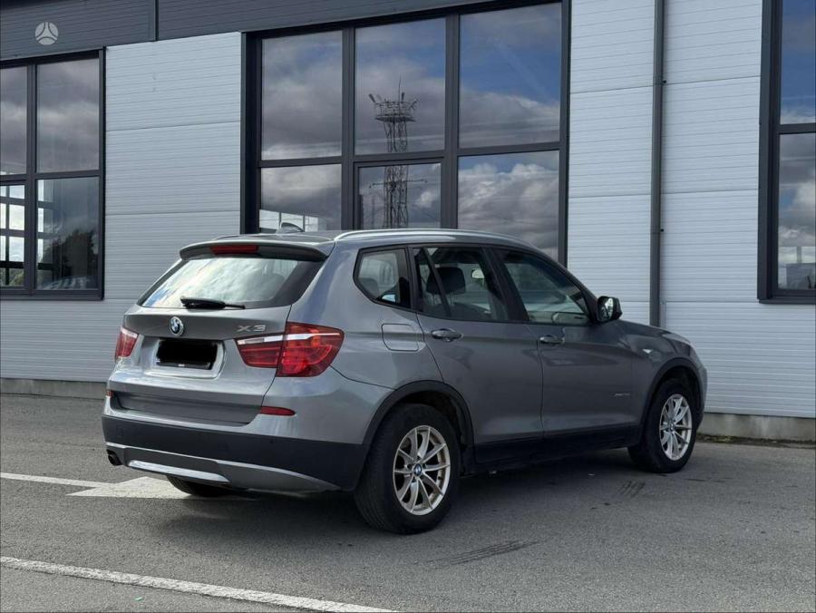 Grey BMW X3 2011 in Panevezys, with an engine capacity of 2.00 L and mileage of 330 thousand km for 6200 €, photo 8 on AUTOMOTO.COM.LV
