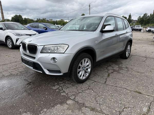 Grey BMW X3 2011 in Panevezys, with an engine capacity of 2.00 L and mileage of 270 thousand km for 9500 €, photo 4 on AUTOMOTO.COM.LV