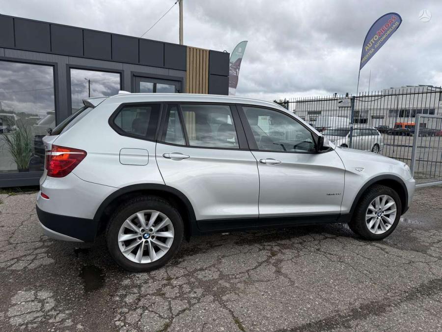 Pelēks BMW X3 2011 Panevēža, ar dzinēja tilpumu 2.00 L un nobraukumu 270 tūkst. km par 9500 €, foto 10 vietnē AUTOMOTO.COM.LV