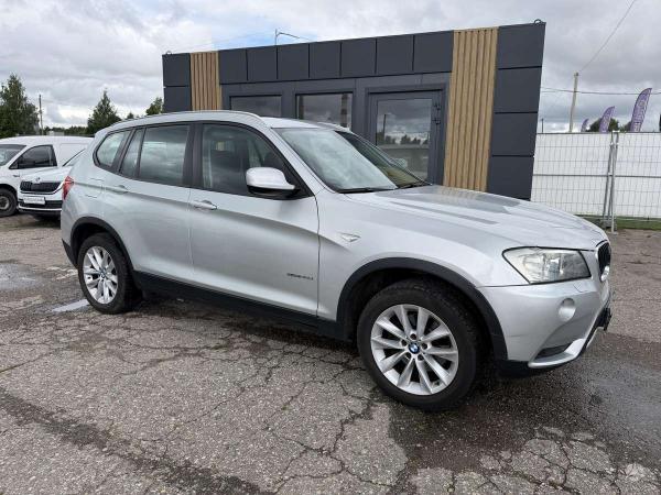 Grey BMW X3 2011 in Panevezys, with an engine capacity of 2.00 L and mileage of 270 thousand km for 9500 €, photo 10 on AUTOMOTO.COM.LV