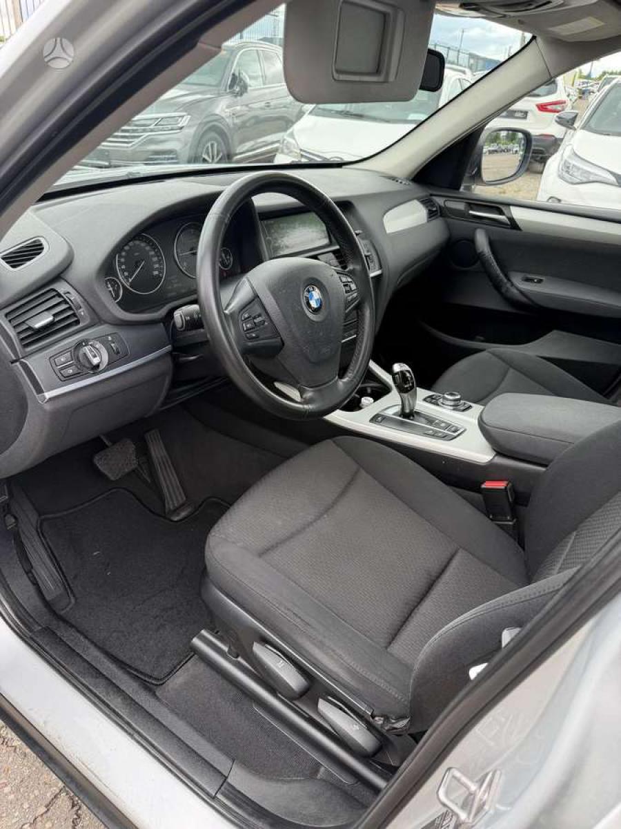 Pelēks BMW X3 2011 Panevēža, ar dzinēja tilpumu 2.00 L un nobraukumu 270 tūkst. km par 9500 €, foto 17 vietnē AUTOMOTO.COM.LV