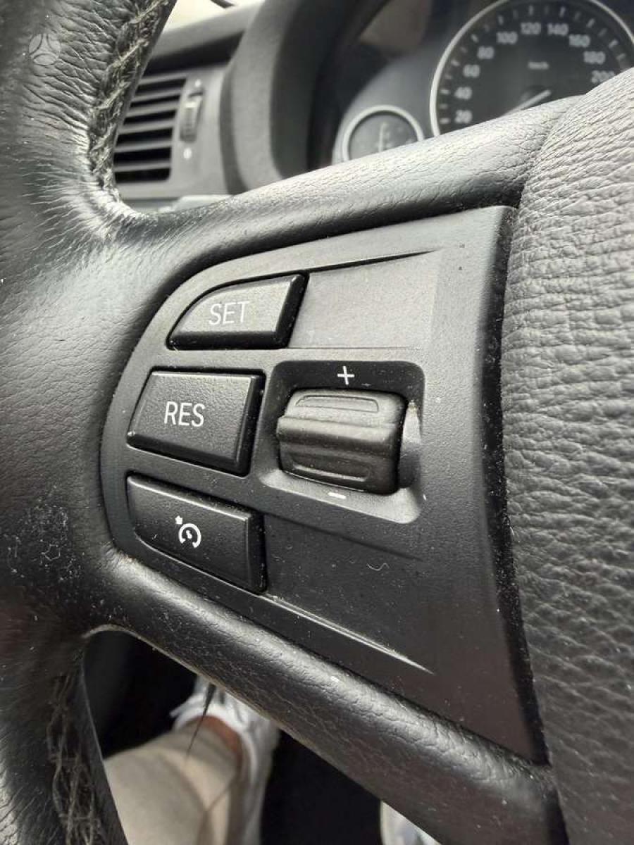 Pelēks BMW X3 2011 Panevēža, ar dzinēja tilpumu 2.00 L un nobraukumu 270 tūkst. km par 9500 €, foto 20 vietnē AUTOMOTO.COM.LV