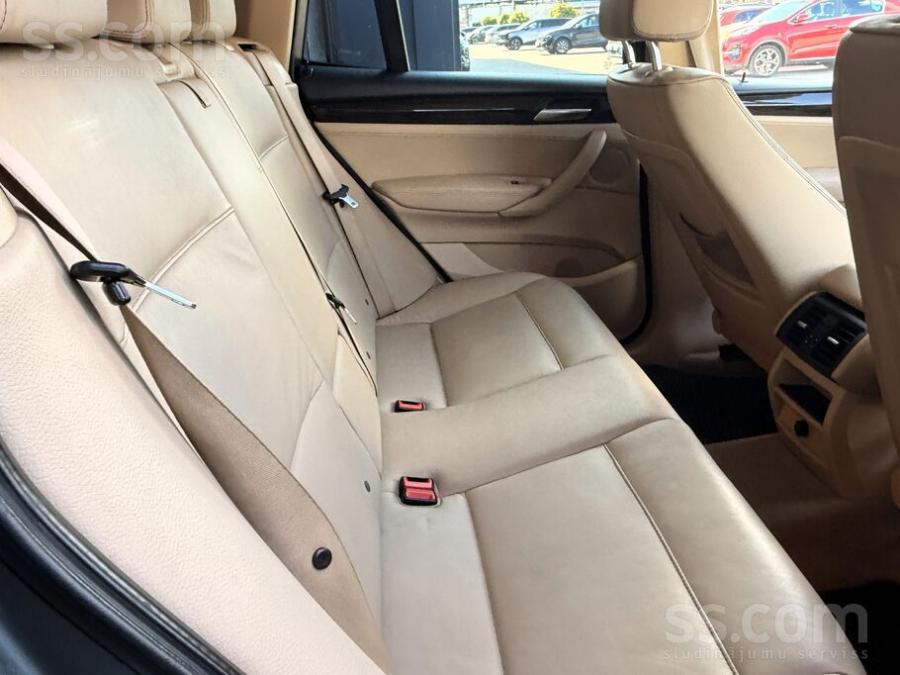 Pelēks BMW X3 2011 Rīga, ar dzinēja tilpumu 2.00 L un nobraukumu 283 tūkst. km par 9490 €, foto 22 vietnē AUTOMOTO.COM.LV