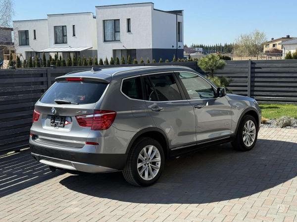 Grey BMW X3 2011 in Kaunas, with an engine capacity of 3.00 L and mileage of 320 thousand km for 6950 €, photo 3 on AUTOMOTO.COM.LV