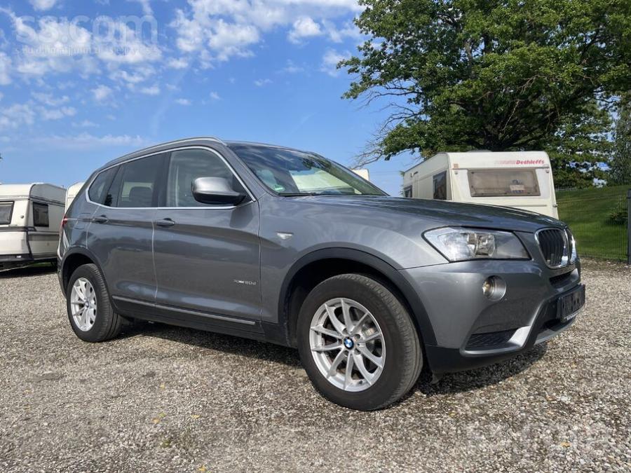 Grey BMW X3 2011 in Valmiera, with an engine capacity of 2.00 L and mileage of 219 thousand km for 7990 €, photo 3 on AUTOMOTO.COM.LV