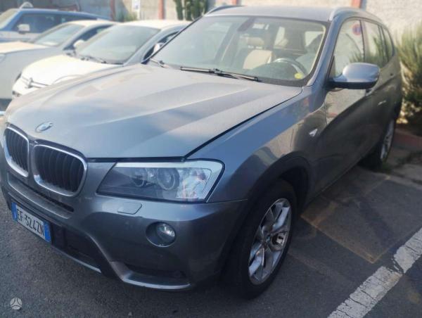 Grey BMW X3 2011 in Siauliai, with an engine capacity of 2.00 L and mileage of 245 thousand km for 5300 €, photo 2 on AUTOMOTO.COM.LV
