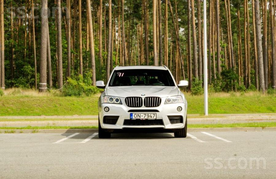 Grey BMW X3 2011 in Riga, with an engine capacity of 3.00 L and mileage of 326 thousand km for 9990 €, photo 4 on AUTOMOTO.COM.LV