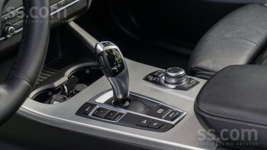 Grey BMW X3 2011 in Riga, with an engine capacity of 3.00 L and mileage of 326 thousand km for 9990 €, photo 16 on AUTOMOTO.COM.LV