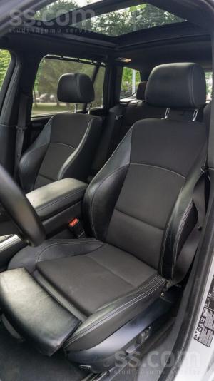 Grey BMW X3 2011 in Riga, with an engine capacity of 3.00 L and mileage of 326 thousand km for 9990 €, photo 25 on AUTOMOTO.COM.LV