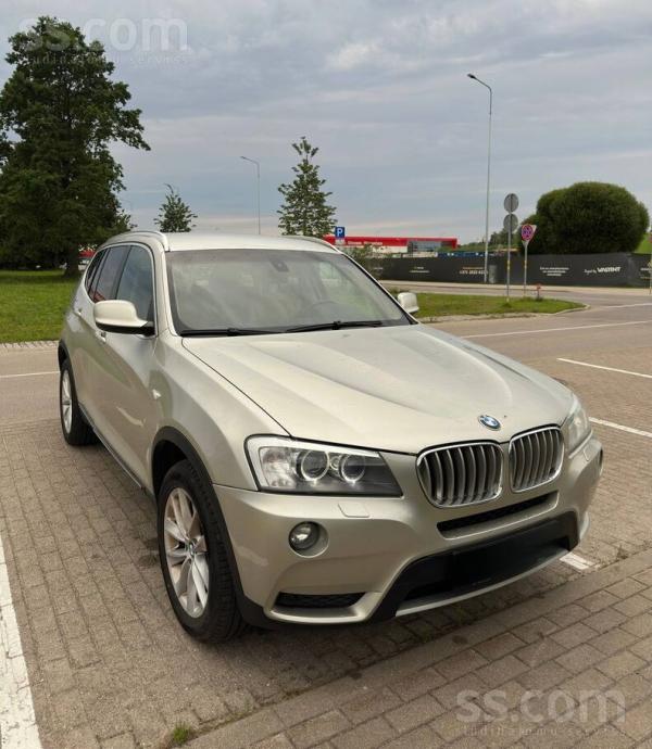 Pelēks BMW X3 2011 Rīga, ar dzinēja tilpumu 3.00 L un nobraukumu 236 tūkst. km par 8600 €, foto 2 vietnē AUTOMOTO.COM.LV