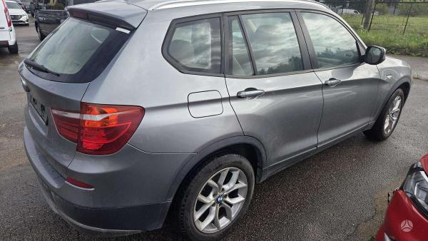 Pelēks BMW X3 2011 Šauļi, ar dzinēja tilpumu 2.00 L un nobraukumu 230 tūkst. km par 5300 €, foto 6 vietnē AUTOMOTO.COM.LV