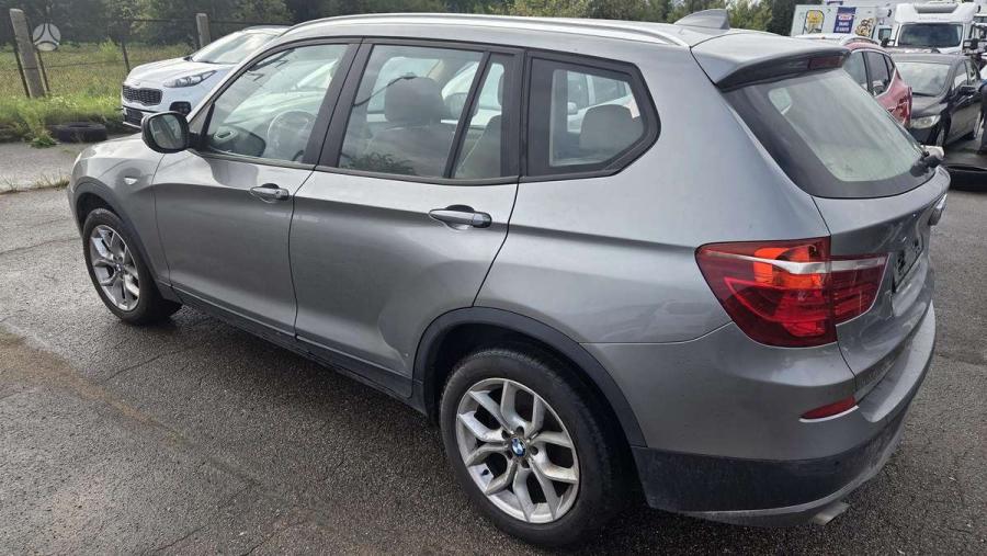 Pelēks BMW X3 2011 Šauļi, ar dzinēja tilpumu 2.00 L un nobraukumu 230 tūkst. km par 5300 €, foto 8 vietnē AUTOMOTO.COM.LV