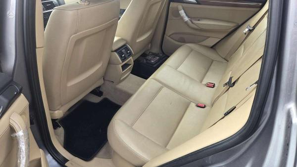 Pelēks BMW X3 2011 Šauļi, ar dzinēja tilpumu 2.00 L un nobraukumu 230 tūkst. km par 5300 €, foto 9 vietnē AUTOMOTO.COM.LV