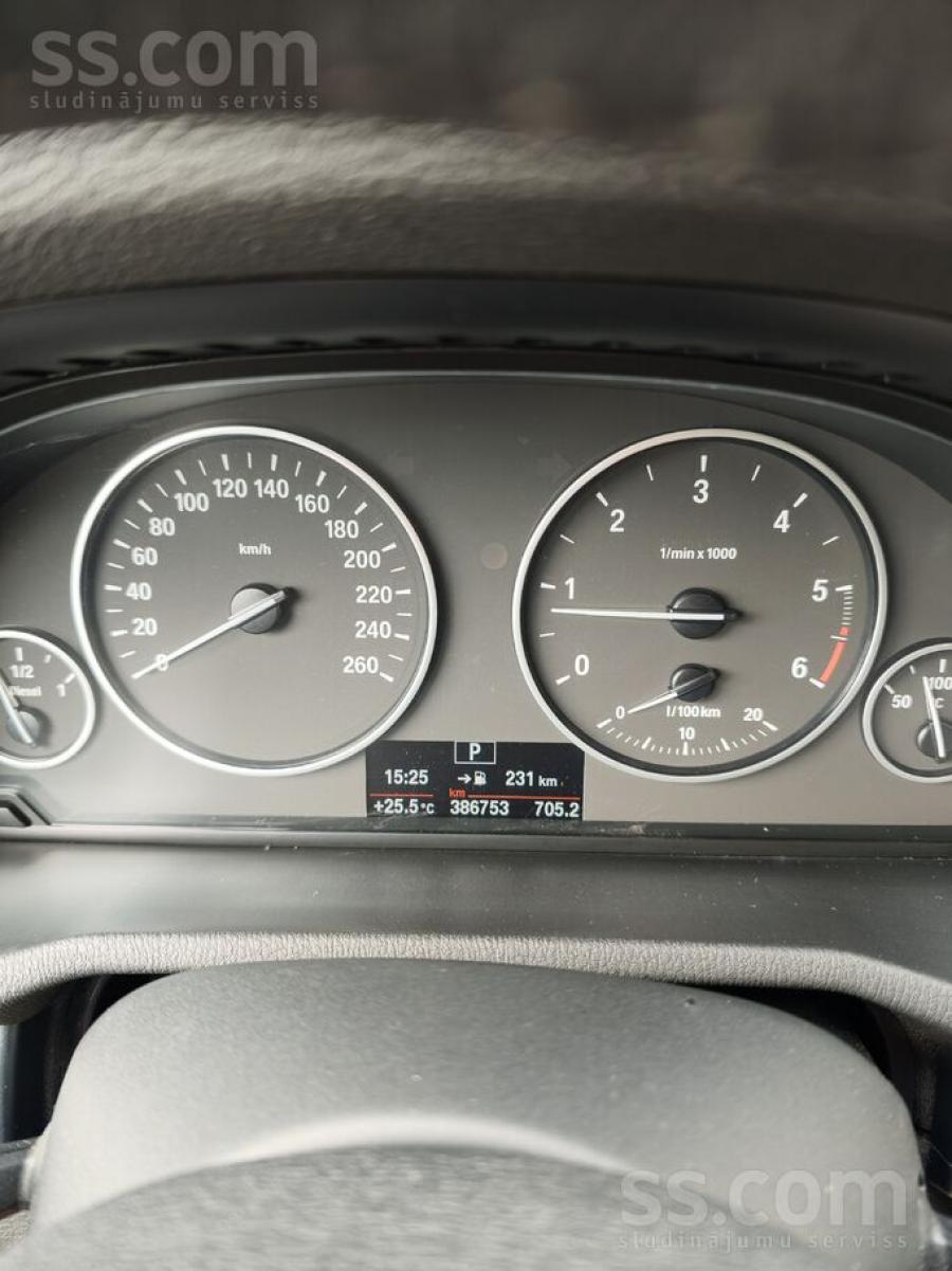 Grey BMW X3 2011 in Riga, with an engine capacity of 2.00 L and mileage of 387 thousand km for 10200 €, photo 6 on AUTOMOTO.COM.LV