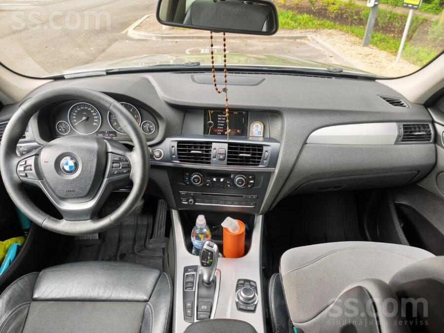 Grey BMW X3 2011 in Riga, with an engine capacity of 2.00 L and mileage of 387 thousand km for 10200 €, photo 7 on AUTOMOTO.COM.LV