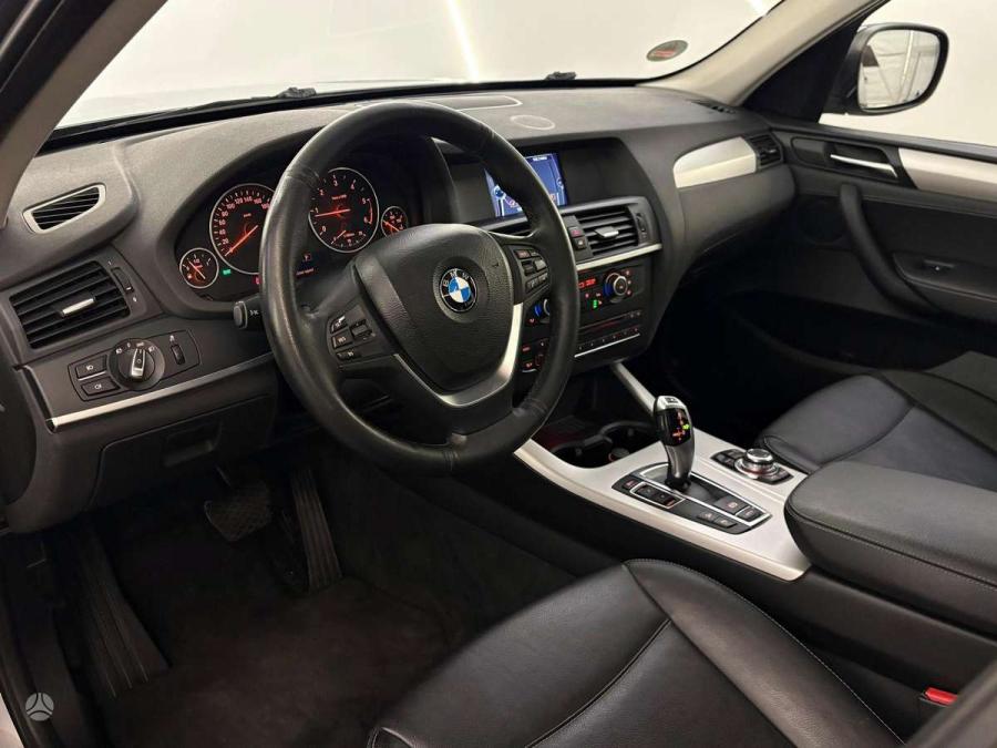 Grey BMW X3 2011 in Marijampole, with an engine capacity of 2.00 L and mileage of 239 thousand km for 9950 €, photo 3 on AUTOMOTO.COM.LV