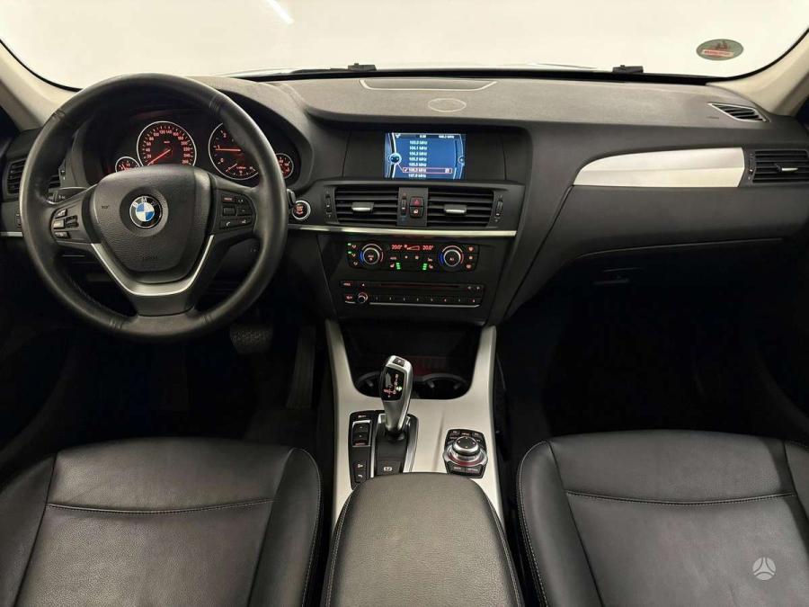 Grey BMW X3 2011 in Marijampole, with an engine capacity of 2.00 L and mileage of 239 thousand km for 9950 €, photo 15 on AUTOMOTO.COM.LV