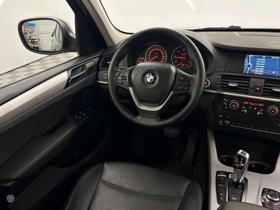 Grey BMW X3 2011 in Marijampole, with an engine capacity of 2.00 L and mileage of 239 thousand km for 9950 €, photo 20 on AUTOMOTO.COM.LV