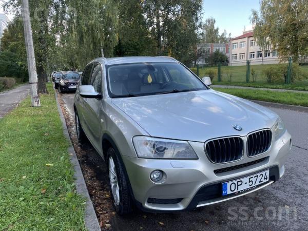 Grey BMW X3 2011 in Daugavpils, with an engine capacity of 2.00 L and mileage of 290 thousand km for 9300 €, photo 1 on AUTOMOTO.COM.LV