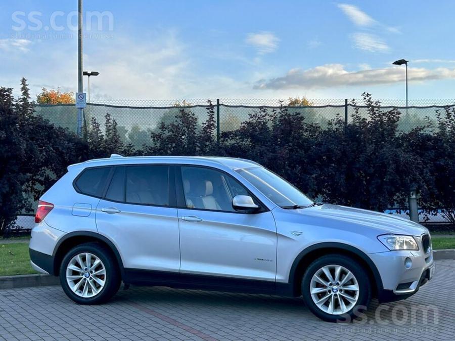 Pelēks BMW X3 2011 Rīga, ar dzinēja tilpumu 2.00 L un nobraukumu 292 tūkst. km par 6990 €, foto 10 vietnē AUTOMOTO.COM.LV