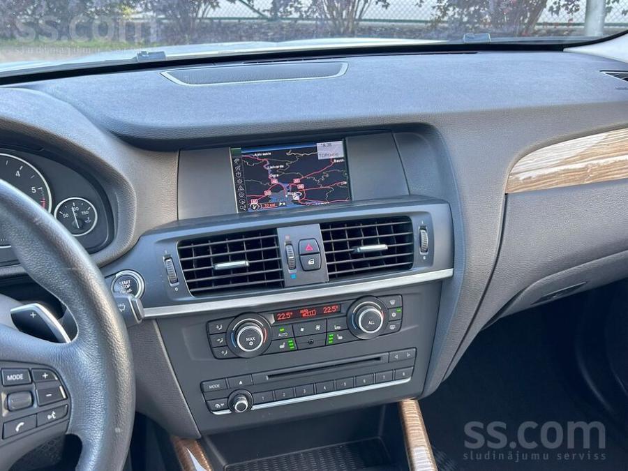 Pelēks BMW X3 2011 Rīga, ar dzinēja tilpumu 2.00 L un nobraukumu 292 tūkst. km par 6990 €, foto 19 vietnē AUTOMOTO.COM.LV