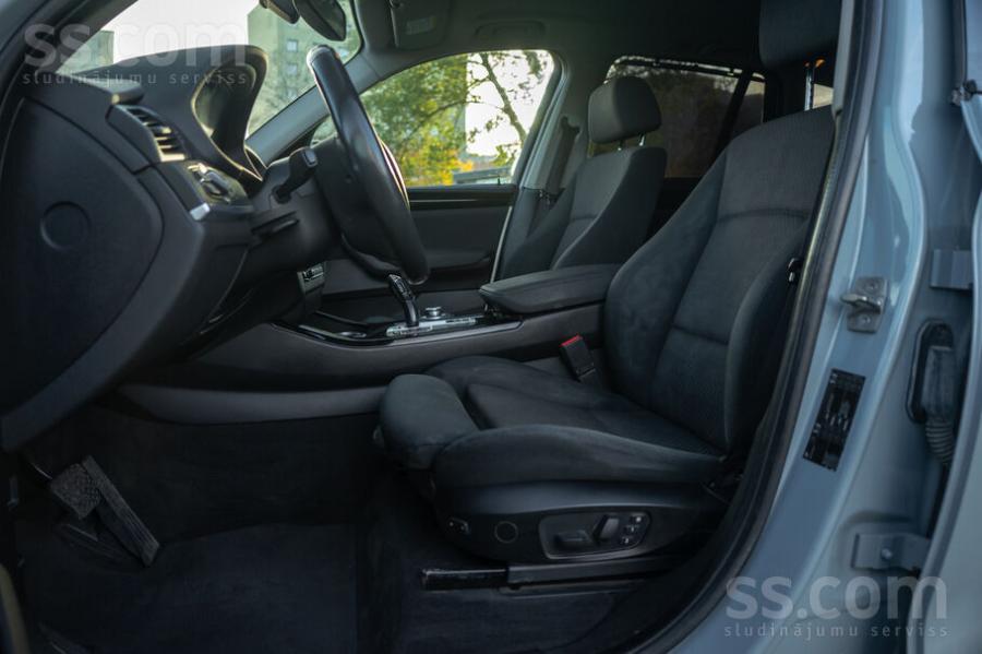 Grey BMW X3 2012 in Liepaja, with an engine capacity of 3.00 L and mileage of 250 thousand km for 15000 €, photo 12 on AUTOMOTO.COM.LV