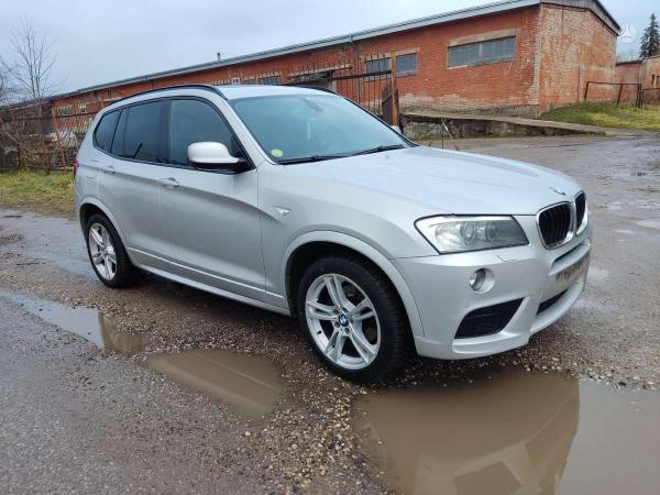 Grey BMW X3 2012 in Ukmerge, with an engine capacity of 2.00 L and mileage of 241 thousand km for 9150 €, photo 2 on AUTOMOTO.COM.LV