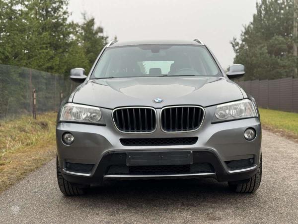 Pelēks BMW X3 2012 Utena, ar dzinēja tilpumu 2.00 L un nobraukumu 310 tūkst. km par 8250 €, foto 2 vietnē AUTOMOTO.COM.LV