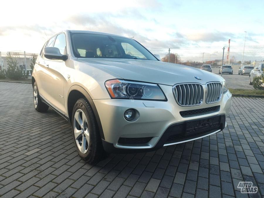 Grey BMW X3 2012 in Siauliai, with an engine capacity of 3.00 L and mileage of 291 thousand km for 10500 €, photo 1 on AUTOMOTO.COM.LV