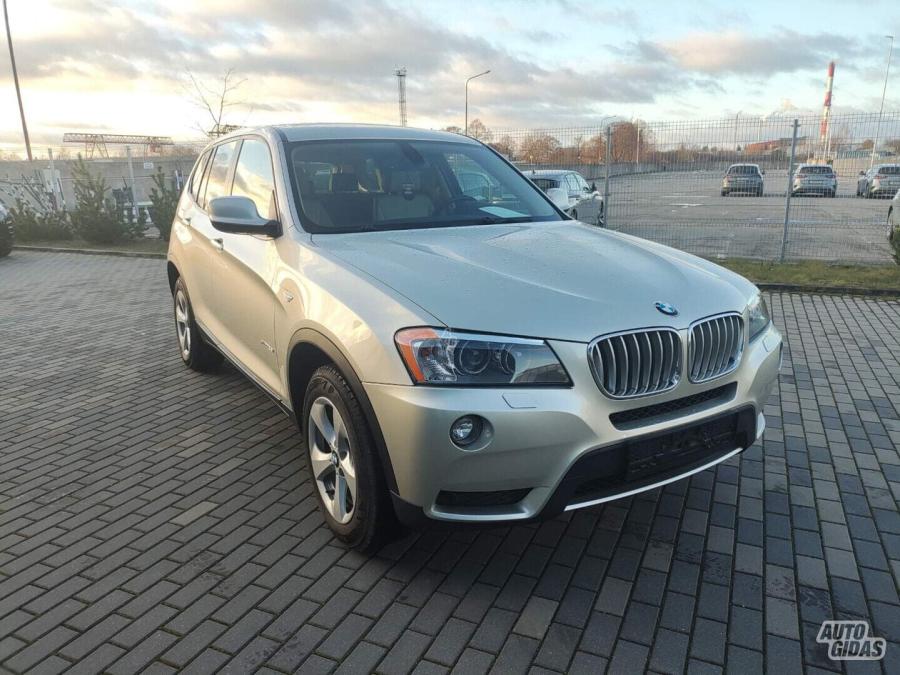 Grey BMW X3 2012 in Siauliai, with an engine capacity of 3.00 L and mileage of 291 thousand km for 10500 €, photo 4 on AUTOMOTO.COM.LV