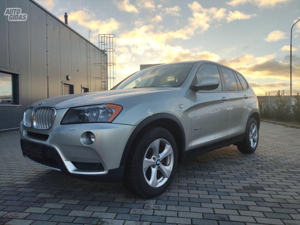 Grey BMW X3 2012 in Siauliai, with an engine capacity of 3.00 L and mileage of 291 thousand km for 10500 €, photo 5 on AUTOMOTO.COM.LV