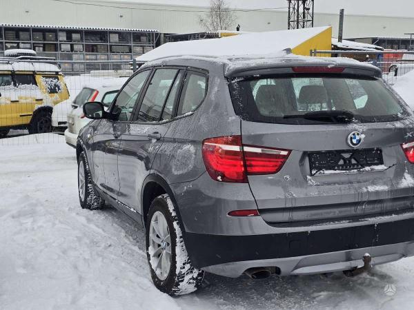 Grey BMW X3 2012 in Kaunas, with an engine capacity of 2.00 L and mileage of 251 thousand km for 7999 €, photo 3 on AUTOMOTO.COM.LV