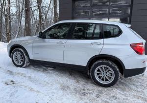 Grey BMW X3 2012 in Utena, with an engine capacity of 2.00 L and mileage of 249 thousand km for 11099 €, photo 11 on AUTOMOTO.COM.LV