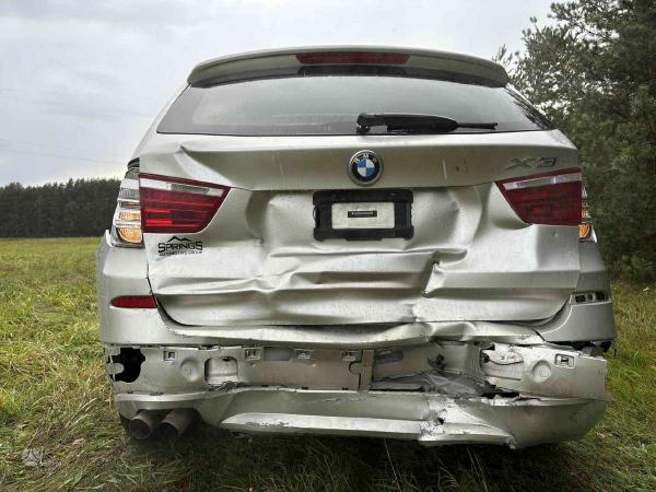 Grey BMW X3 2012 in Utena, with an engine capacity of 3.00 L and mileage of 246 thousand km for 4999 €, photo 4 on AUTOMOTO.COM.LV