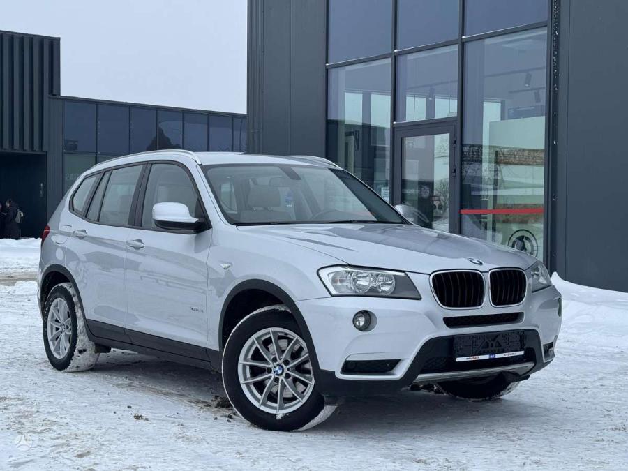 Grey BMW X3 2012 in Siauliai, with an engine capacity of 2.00 L and mileage of 219 thousand km for 8250 €, photo 1 on AUTOMOTO.COM.LV