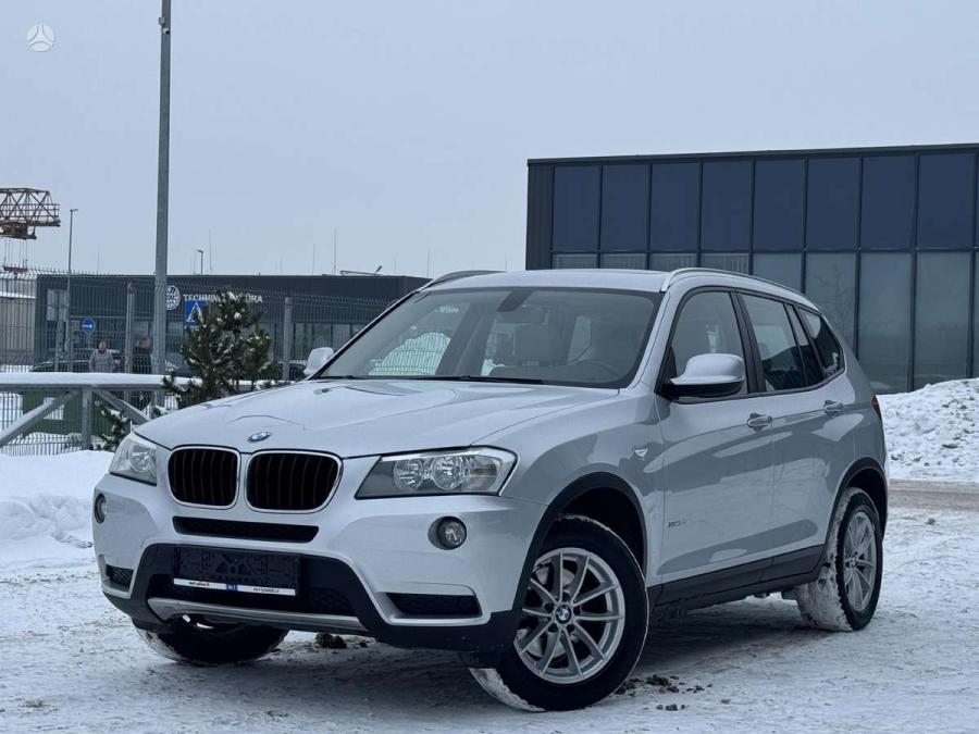 Grey BMW X3 2012 in Siauliai, with an engine capacity of 2.00 L and mileage of 219 thousand km for 8250 €, photo 2 on AUTOMOTO.COM.LV