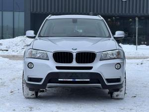 Grey BMW X3 2012 in Siauliai, with an engine capacity of 2.00 L and mileage of 219 thousand km for 8250 €, photo 5 on AUTOMOTO.COM.LV