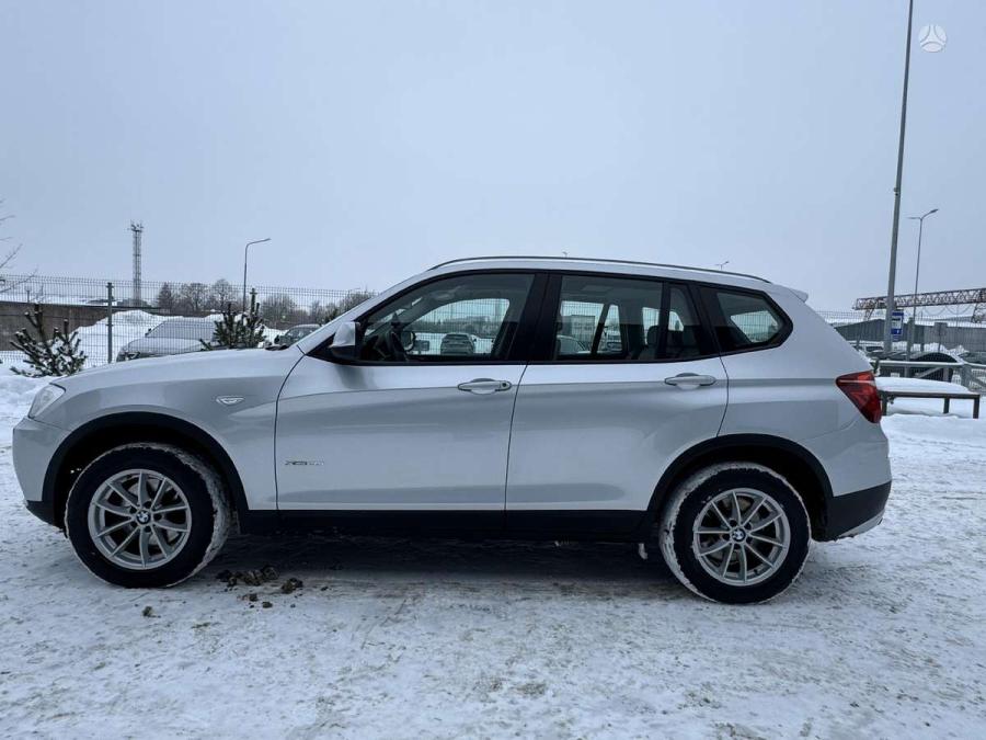 Grey BMW X3 2012 in Siauliai, with an engine capacity of 2.00 L and mileage of 219 thousand km for 8250 €, photo 7 on AUTOMOTO.COM.LV