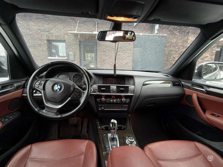 Pelēks BMW X3 2012 Viļņa, ar dzinēja tilpumu 2.00 L un nobraukumu 217 tūkst. km par 9900 €, foto 9 vietnē AUTOMOTO.COM.LV