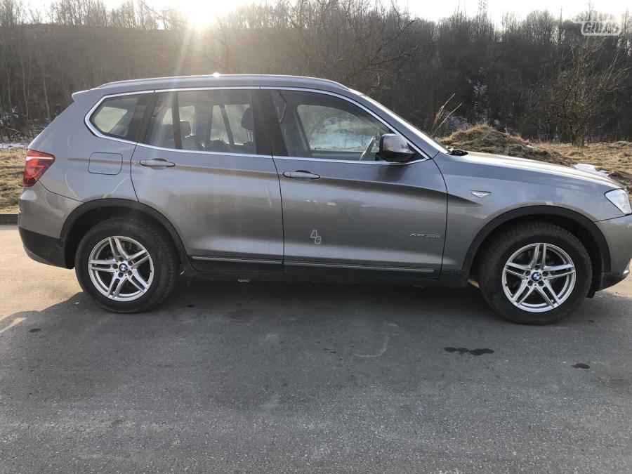 Pelēks BMW X3 2012 Viļņa, ar dzinēja tilpumu 3.00 L un nobraukumu 252 tūkst. km par 10800 €, foto 5 vietnē AUTOMOTO.COM.LV