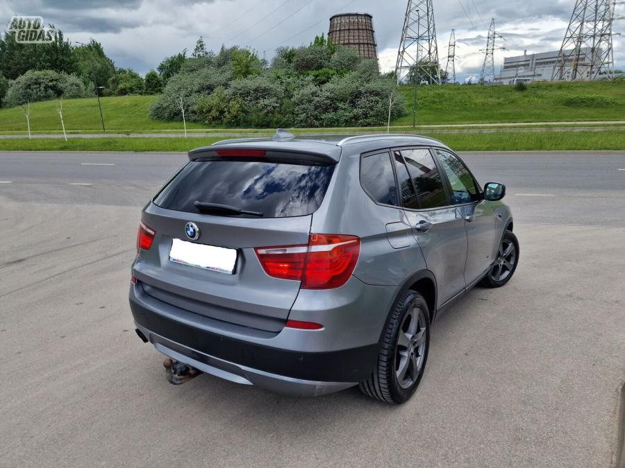 Grey BMW X3 2012 in Kaunas, with an engine capacity of 3.00 L and mileage of 303 thousand km for 11990 €, photo 8 on AUTOMOTO.COM.LV