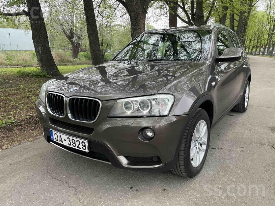 Grey BMW X3 2012 in Jurmala, with an engine capacity of 2.00 L and mileage of 259 thousand km for 9900 €, photo 1 on AUTOMOTO.COM.LV