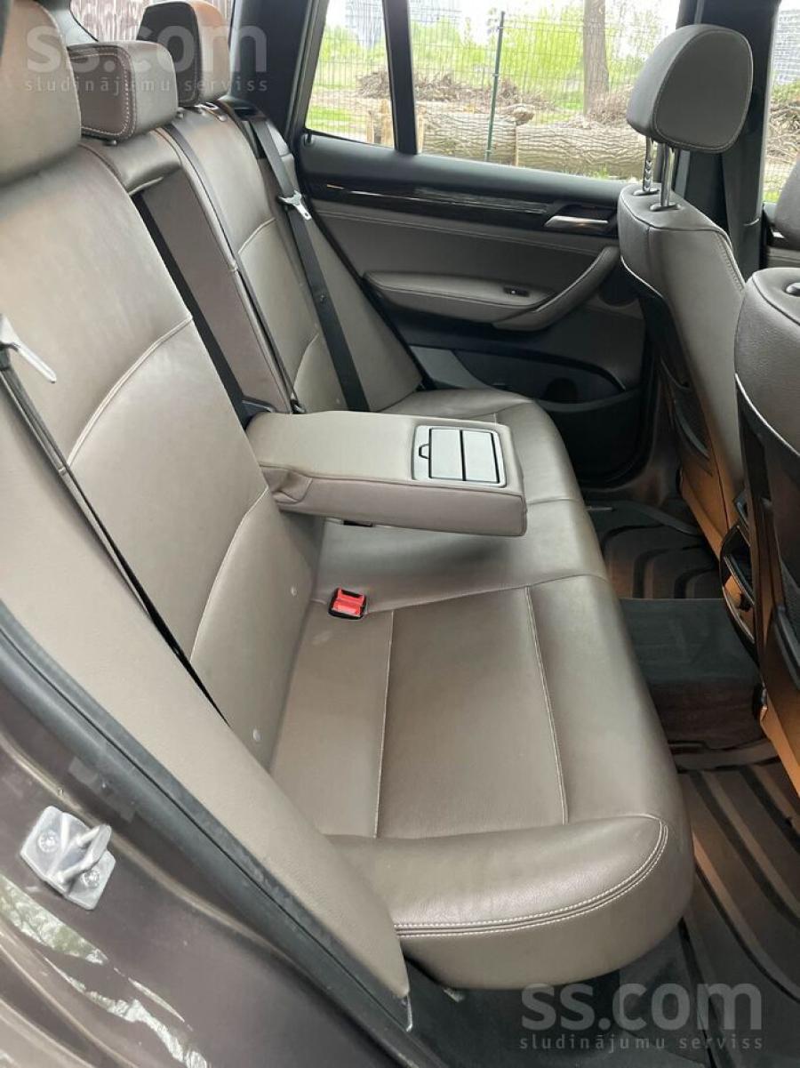 Grey BMW X3 2012 in Jurmala, with an engine capacity of 2.00 L and mileage of 259 thousand km for 9900 €, photo 6 on AUTOMOTO.COM.LV