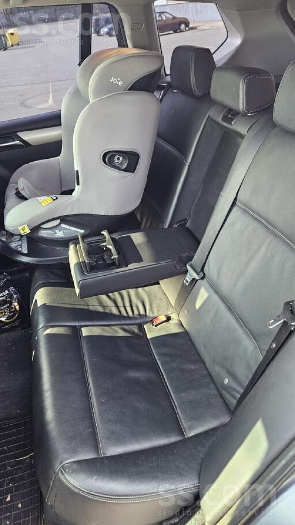 Pelēks BMW X3 2012 Rīga, ar dzinēja tilpumu 2.00 L un nobraukumu 254 tūkst. km par 8950 €, foto 4 vietnē AUTOMOTO.COM.LV