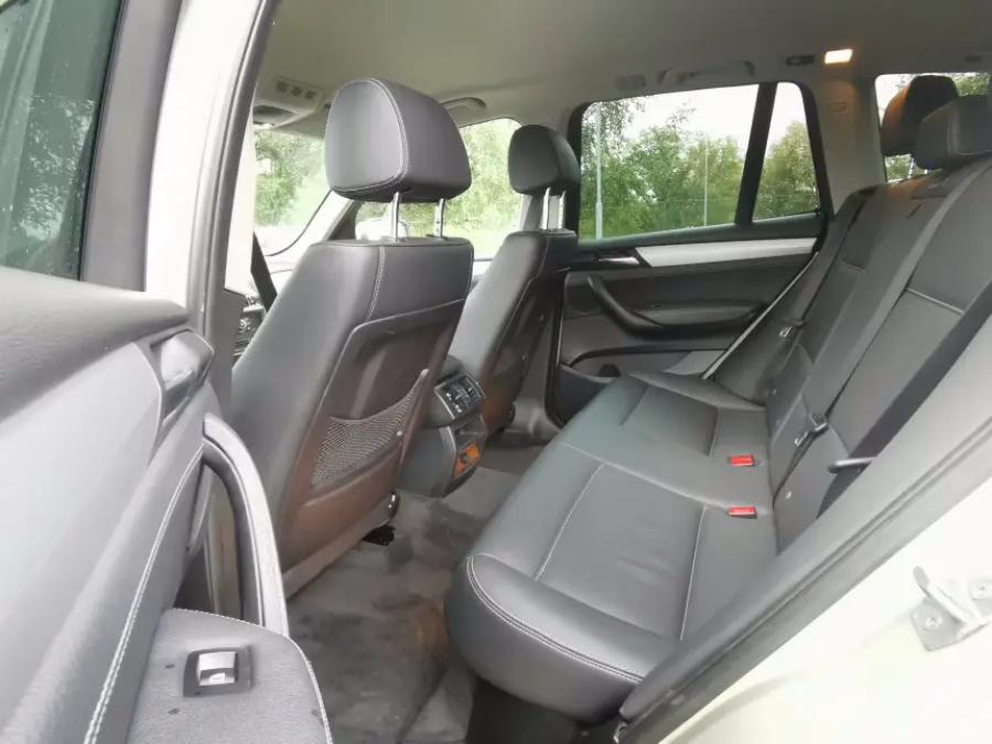 Pelēks BMW X3 2012 Kuldīga, ar dzinēja tilpumu 3.00 L un nobraukumu 308 tūkst. km par 12300 €, foto 7 vietnē AUTOMOTO.COM.LV