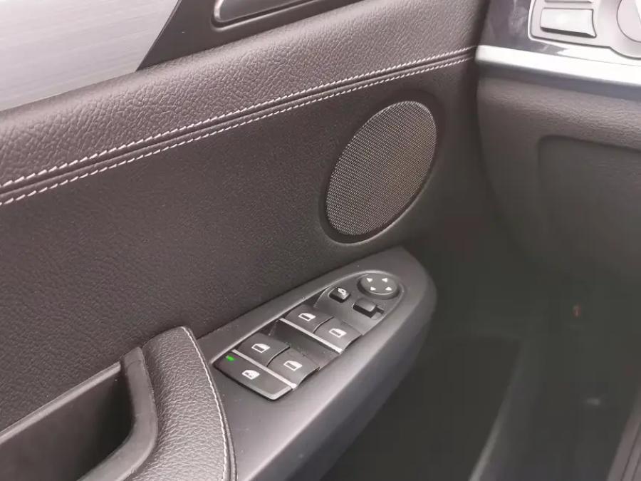 Pelēks BMW X3 2012 Kuldīga, ar dzinēja tilpumu 3.00 L un nobraukumu 308 tūkst. km par 12300 €, foto 17 vietnē AUTOMOTO.COM.LV