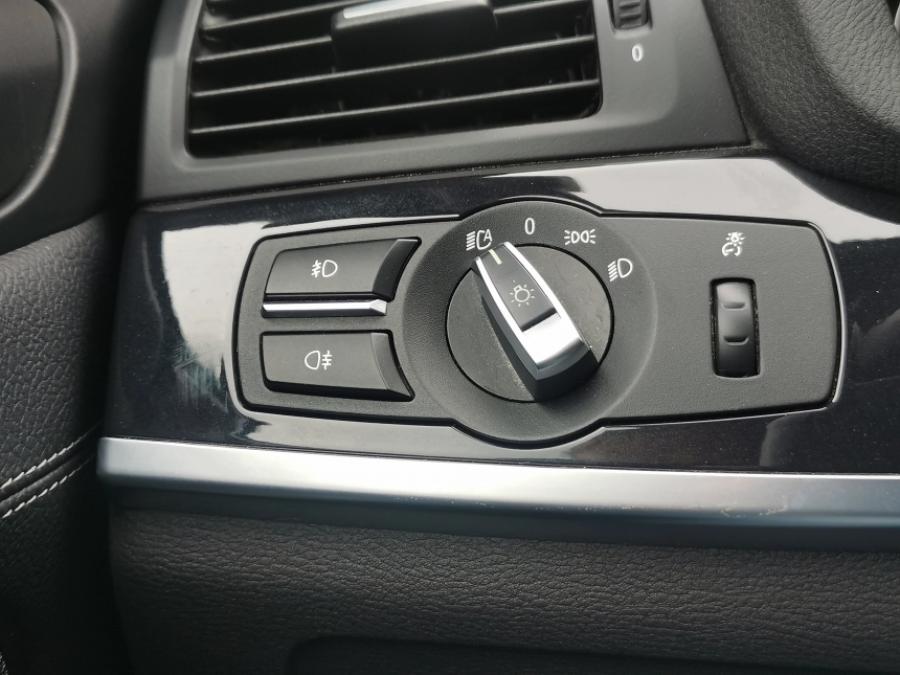 Grey BMW X3 2012 in Riga, with an engine capacity of 3.00 L and mileage of 308 thousand km for 12300 €, photo 16 on AUTOMOTO.COM.LV