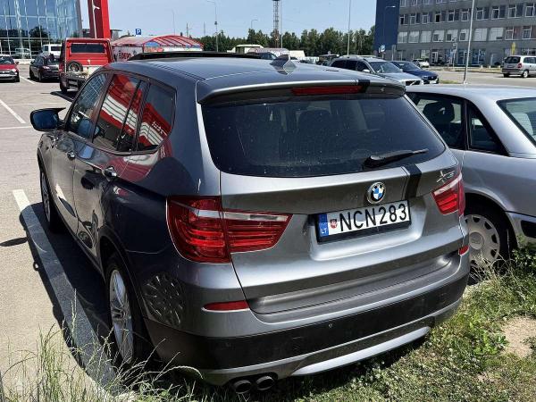 Grey BMW X3 2012 in Kaunas, with an engine capacity of 3.00 L and mileage of 210 thousand km for 3700 €, photo 10 on AUTOMOTO.COM.LV