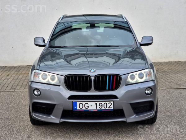 Grey BMW X3 2012 in Riga, with an engine capacity of 3.00 L and mileage of 327 thousand km for 11555 €, photo 2 on AUTOMOTO.COM.LV
