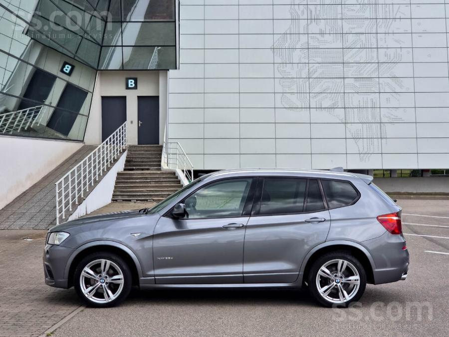 Grey BMW X3 2012 in Riga, with an engine capacity of 3.00 L and mileage of 327 thousand km for 11555 €, photo 6 on AUTOMOTO.COM.LV